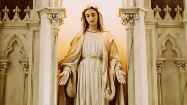 12 Famous People You Didn't Know Were Catholic